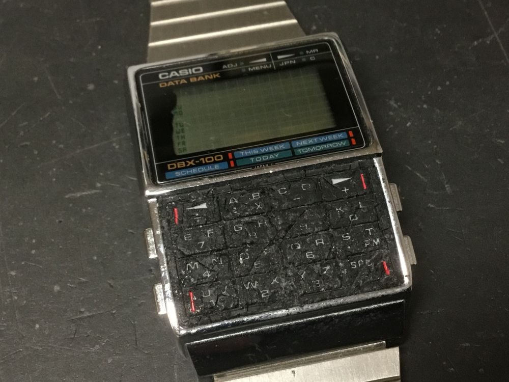 CASIO DBX-100 Digitaluhr 1980er Jahre (Defekt) in Courtaman für CHF 12 ...