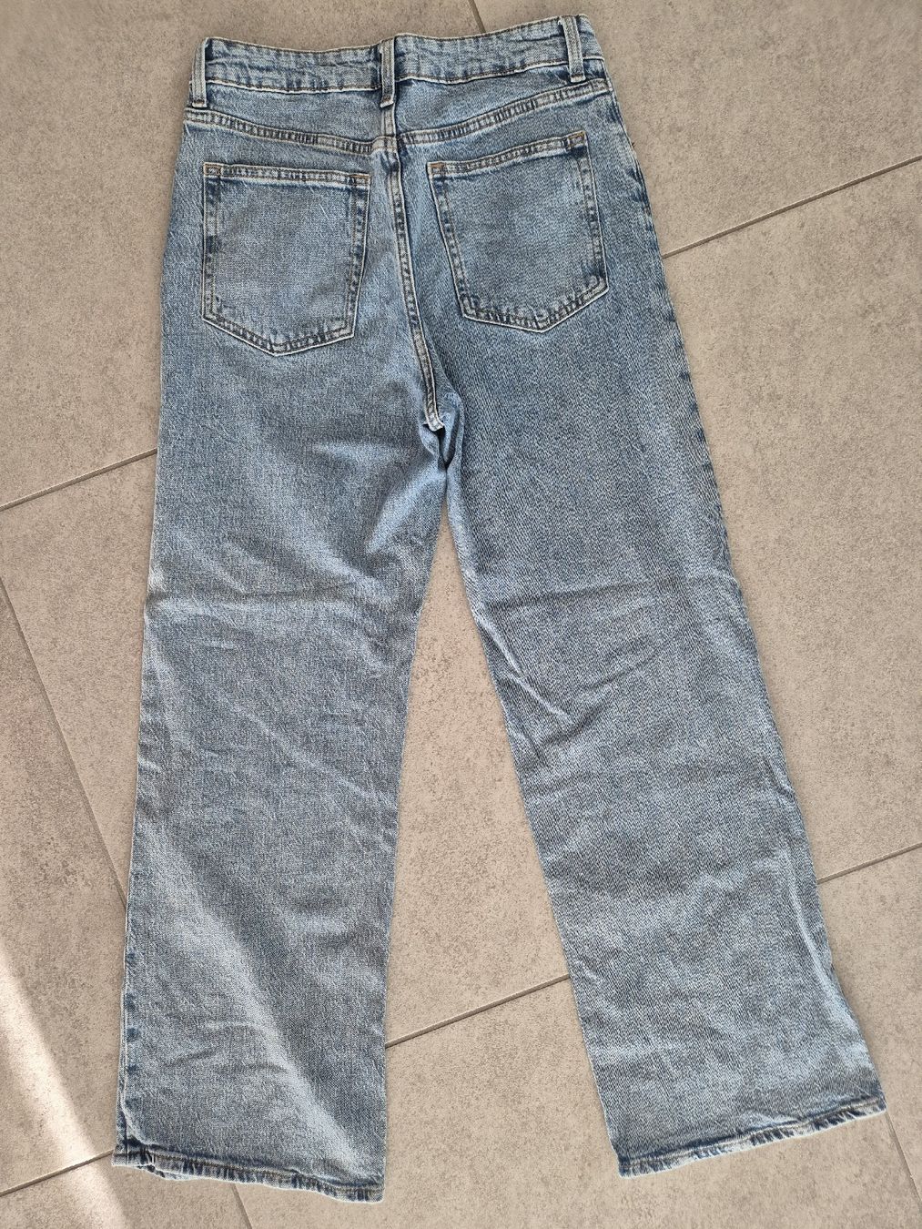 jean baggy taille 40 (Neuf (Voir description)) à Sion pour CHF 30 ...