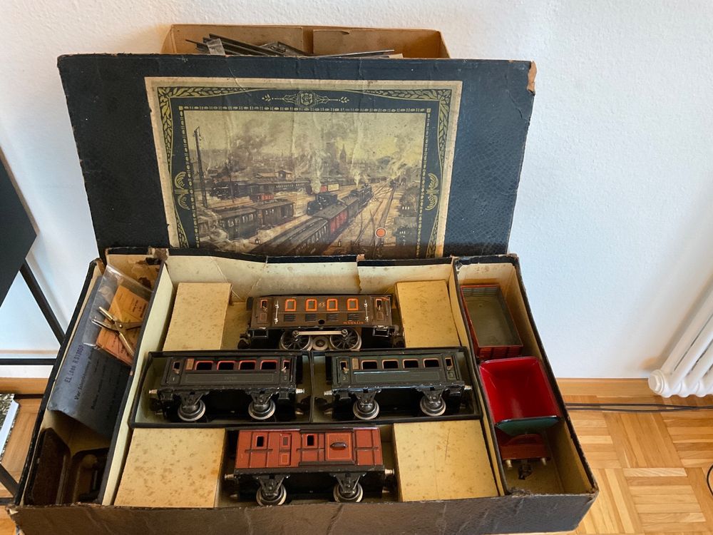 Alte MÄRKLIN Eisenbahn mit Schienen in Originalbox | Kaufen auf Ricardo