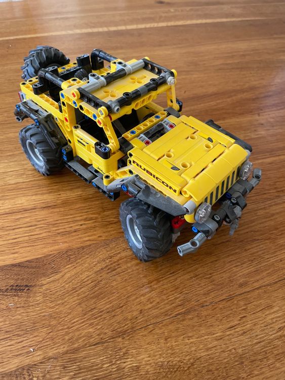 LEGO Technic Jeep (Neu (gemäss Beschreibung)) in Maienfeld für CHF 23 ...