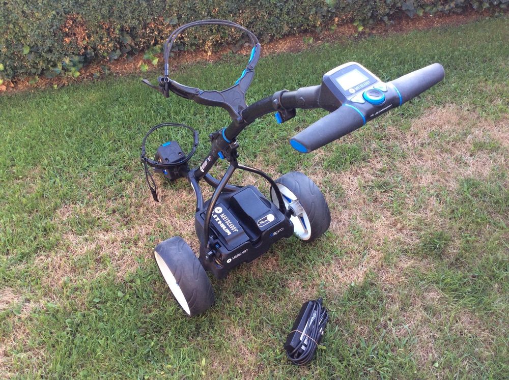 Golf Trolley, Motocaddy S3 PRO, Lithium 18+ Loch | Kaufen auf Ricardo