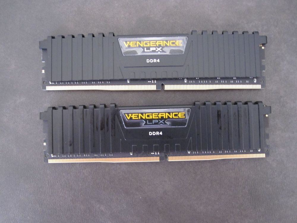 Corsair Vengeance LPX 32GB DDR4 3200MHz (Gebraucht) in Monthey für CHF ...
