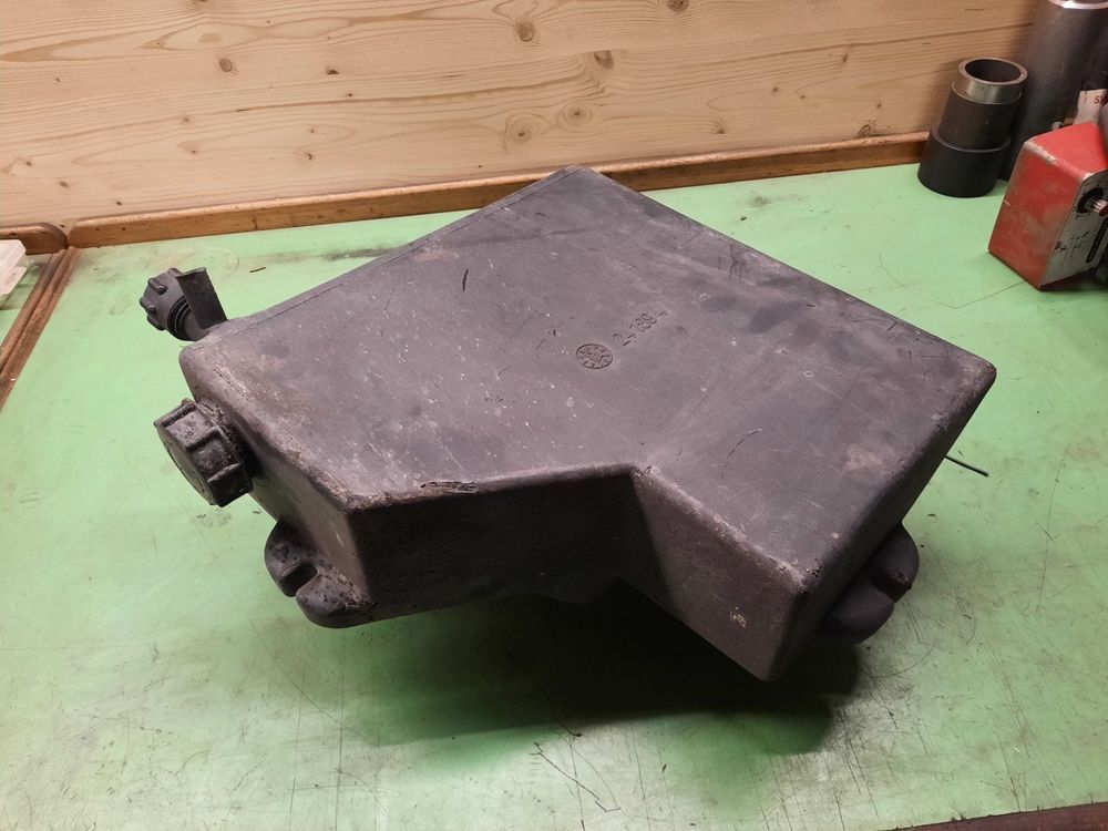 Vw T3 Abwassertank Westfalia (Gebraucht) in Oey für CHF 60 – nur ...