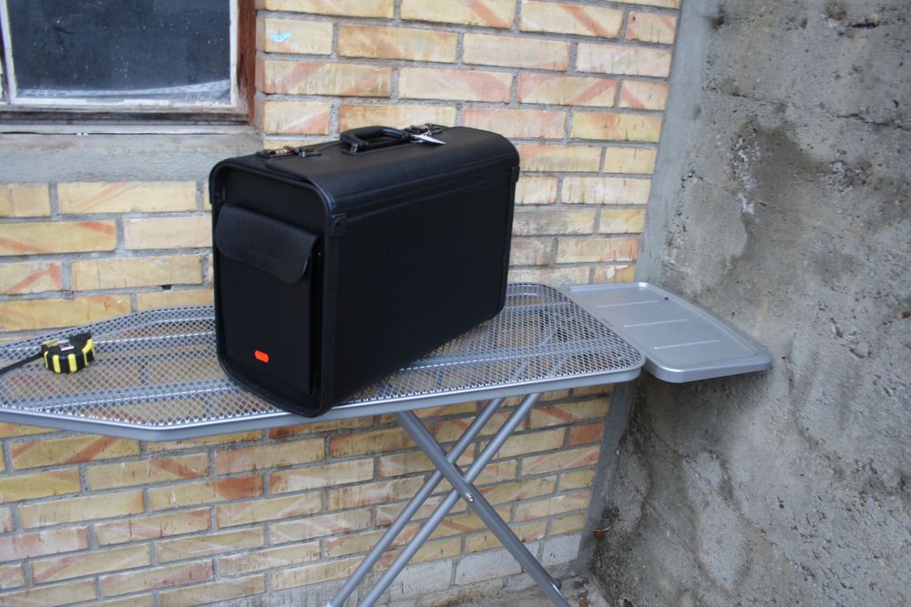 KOFFER FÜR VERTRETER BÜRO PC LAPTOP MIT ZAHLENSCHLOSS | Kaufen auf Ricardo
