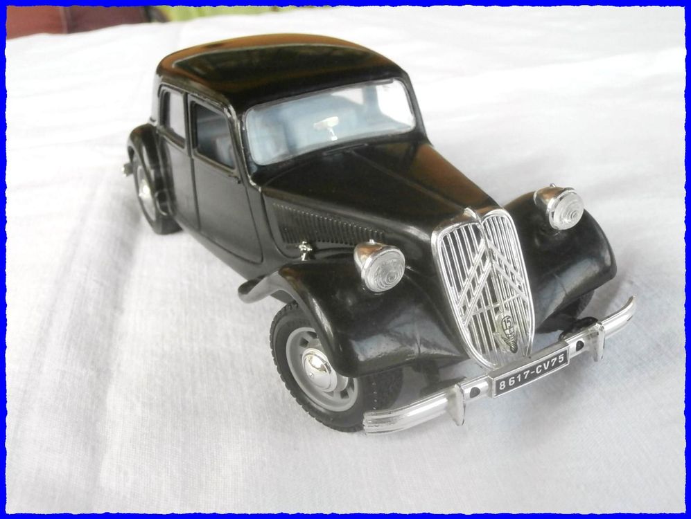 Modellauto CITROEN T.A. 16 cv - Bburago 1:24 - Top Z. | Kaufen auf Ricardo