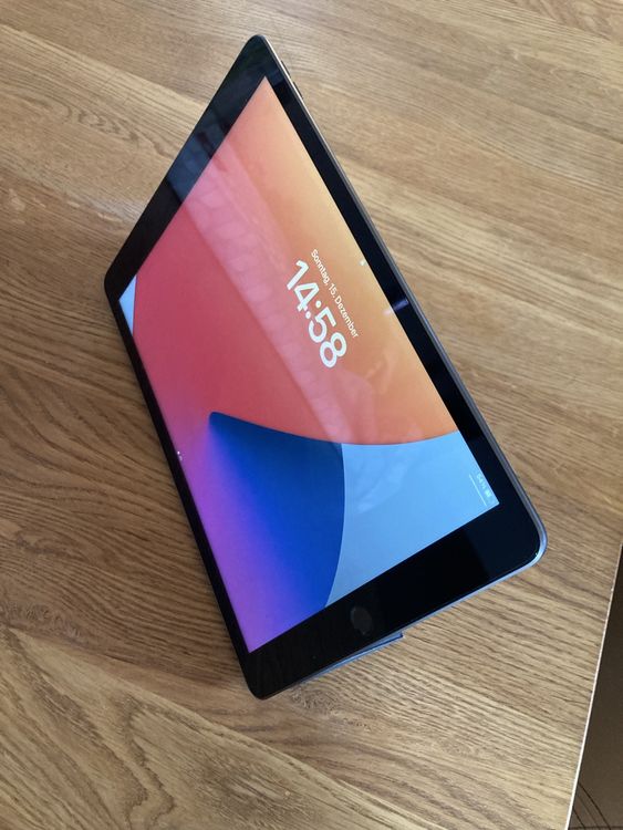 iPad, 8. Generation, 32GB (Gebraucht) in Winterthur für CHF 300 – mit ...