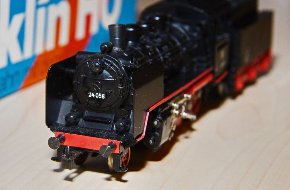Märklin 3003 Dampflok 24058 mit OVP (Gebraucht) in Elsau für CHF 30 ...
