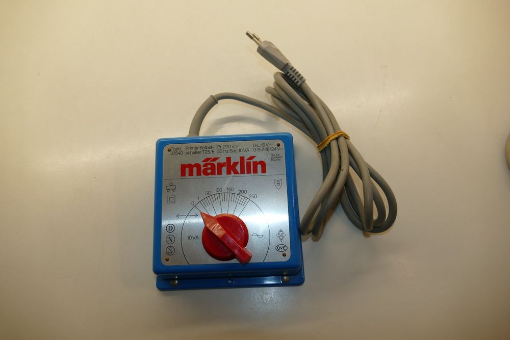 Märklin H0: Trafo 10VA (Gebraucht) in Niederhasli für CHF 14 – mit ...