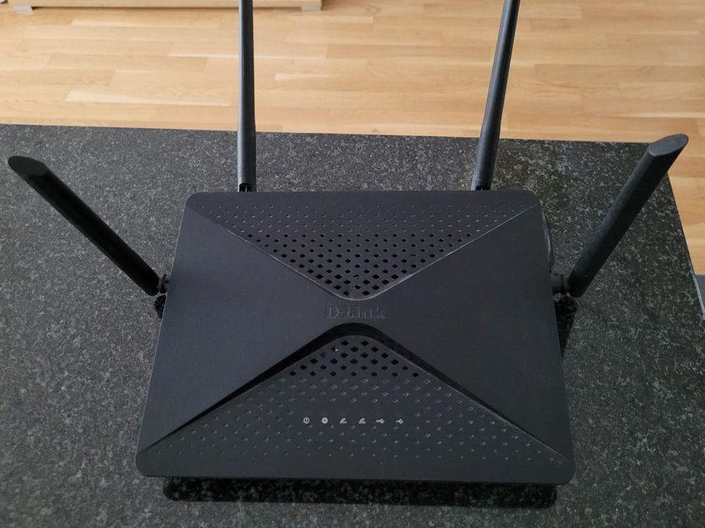 EXO AC2600 MU-MIMO Wi-Fi Router DIR-882 | Kaufen auf Ricardo