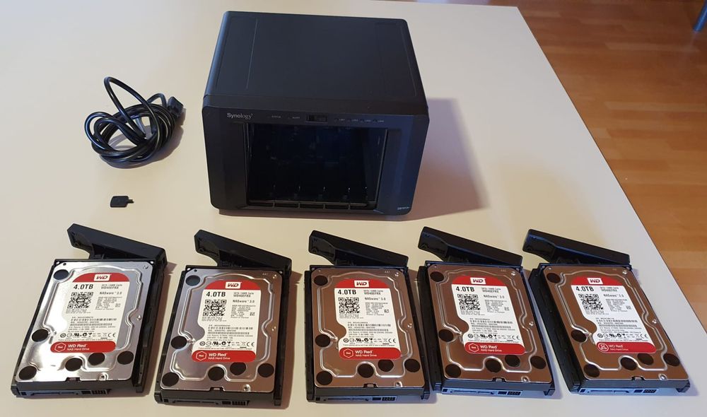 Synology NAS DS1513+ mit 5x4TB HDD (Total 20TB) und 4GB RAM (Gebraucht) in Schnottwil für CHF ...