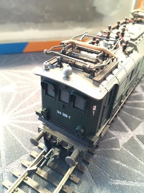 Roco 4130 Elektrolokomotive DB E 144/5 (Gebraucht) in Luzern für CHF 49 ...