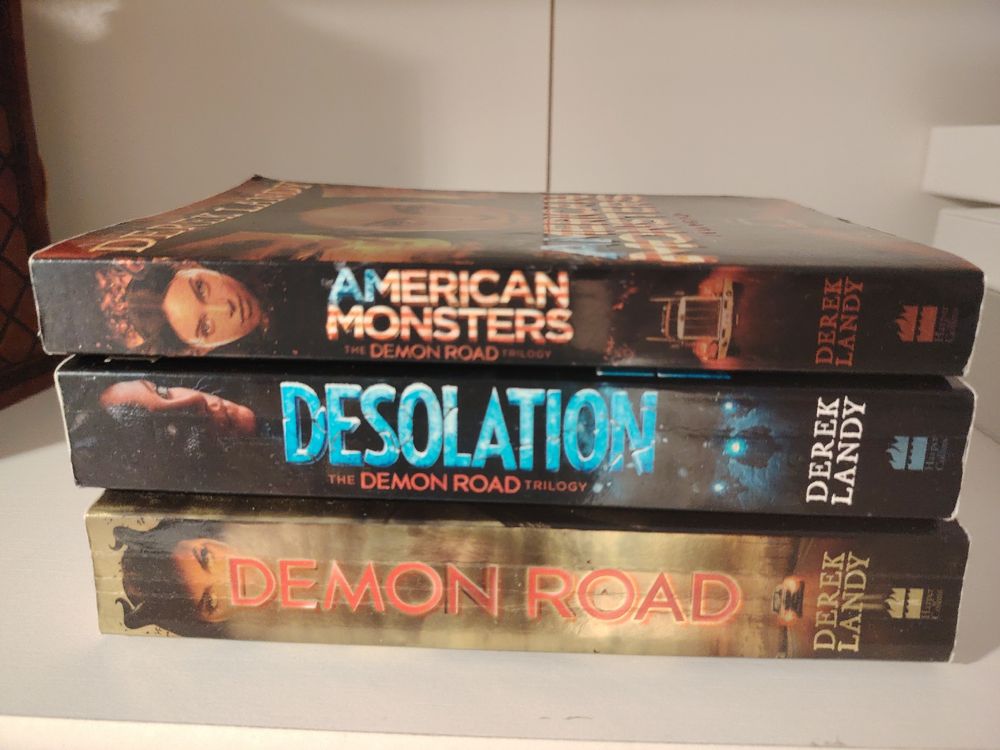 Demon Road Trilogy by Derek Landy - Thrilling Autumn Reads! (Gebraucht ...