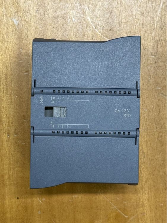 SIMATIC S7-1200 SM 1231 AI 8 X RID (Usato) a Einsiedeln per CHF 70 ...