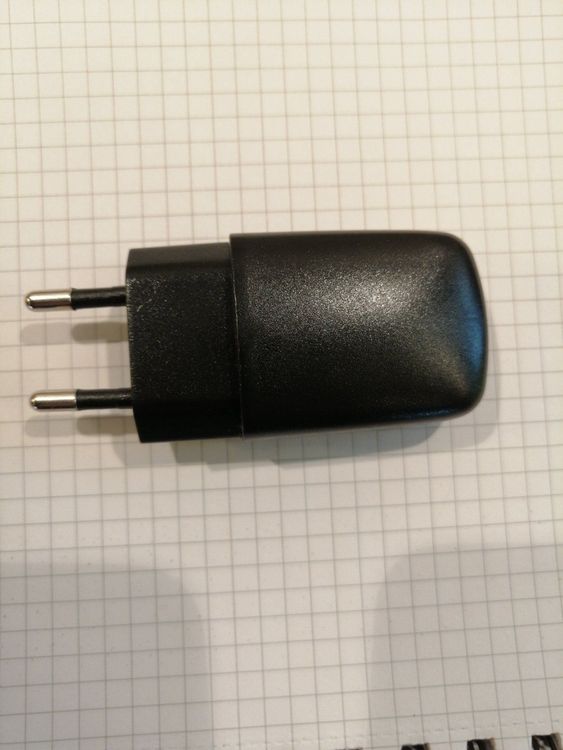 USB Ladestecker (Gebraucht) in für CHF 1.5 – mit Lieferung auf Ricardo ...