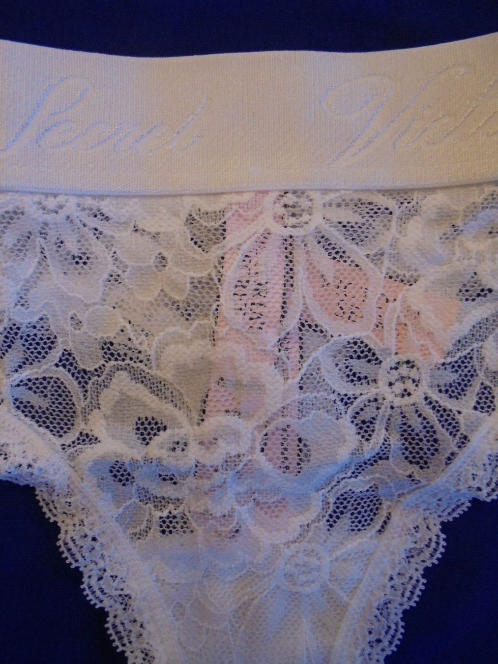 VICTORIA'S SECRET LACIE THONG, S, NEU (Neuf avec emballage d'origine) à ...