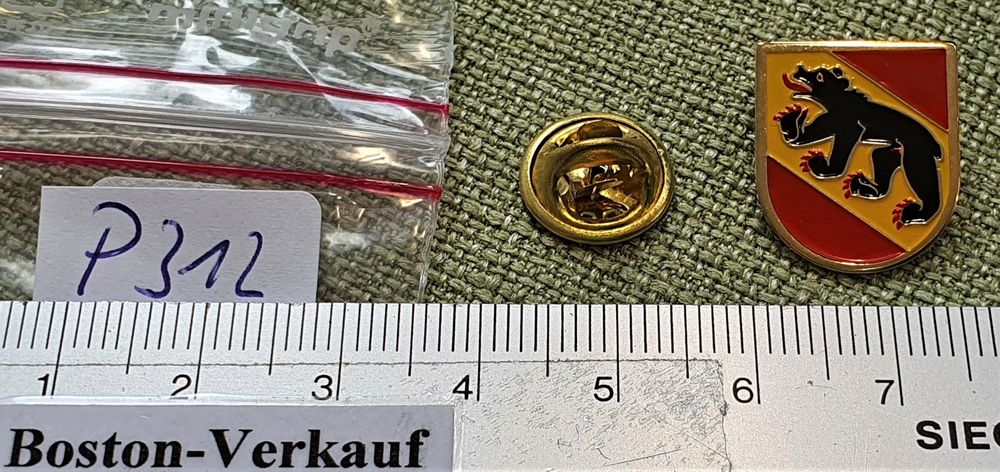 P312 - Pin Schweiz Kanton Wappen Kantonswappen - Bern (Gebraucht) in Reinach BL für CHF 1.5 ...