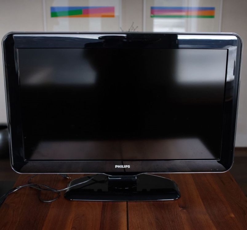 Philipps LCD-Fernseher 32PFL5604H/12 (gebraucht) (Gebraucht) in Weggis für CHF 17 – nur Abholung ...