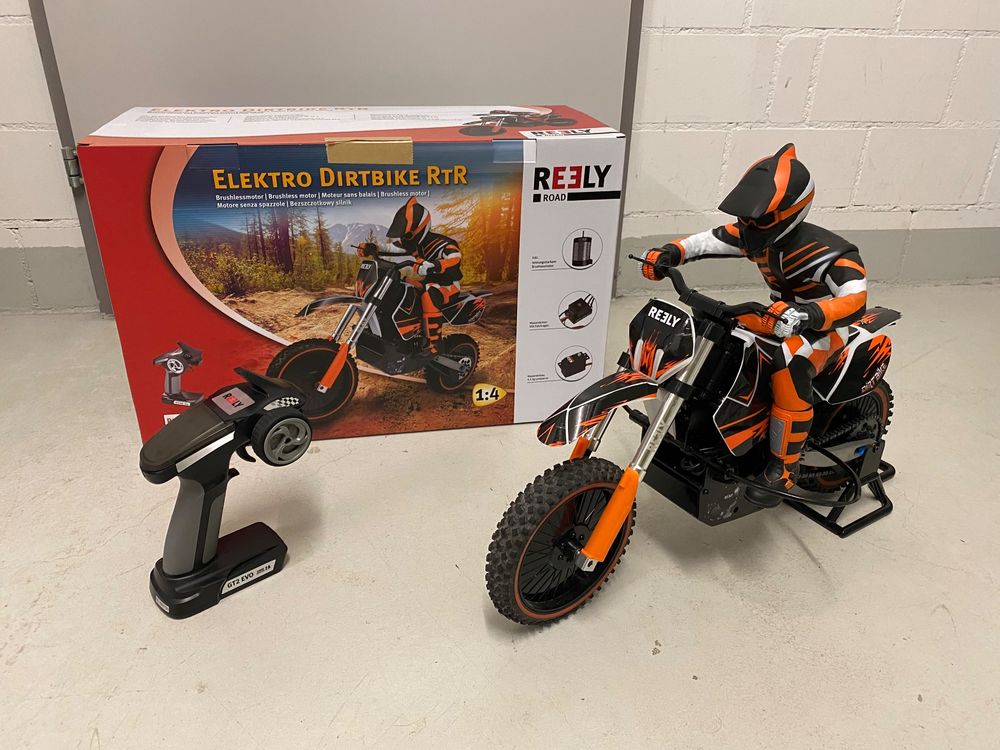 Reely Dirtbike Brushless 1:4 RC Motorrad Elektro 2,4 GHz (Gebraucht) in ...