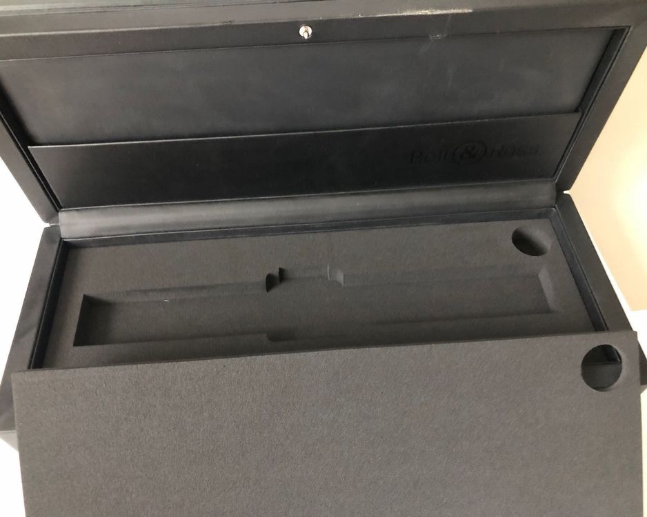 BELL & ROSS BOX (Neu (gemäss Beschreibung)) in Sion für CHF 55 – mit ...