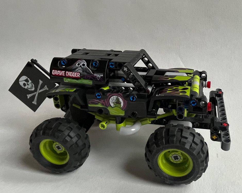 Lego Technic Grave Digger (42118) (Gebraucht) in Röthenbach Hbsee für ...
