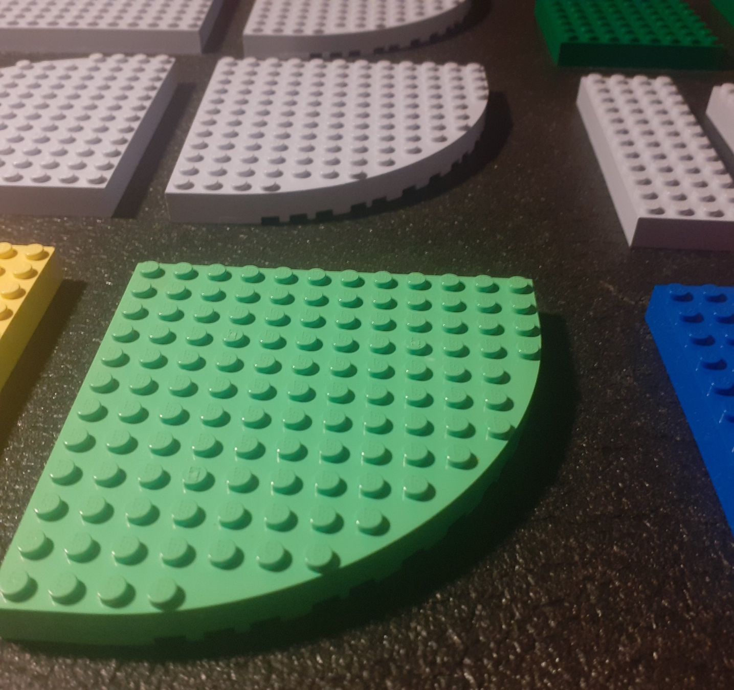 Lego Platten/Plaques (D'occasion) à Corminboeuf pour CHF 8 – avec ...