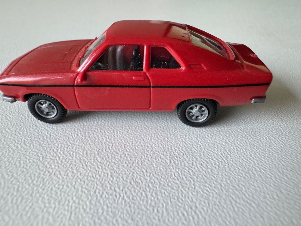 I.M.U - Opel Manta, rot, 1:87 (W899) (Gebraucht) in Winterthur für CHF ...
