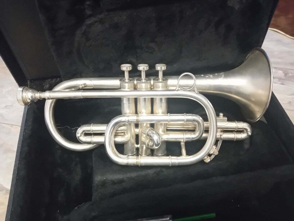 Cornet Besson New Standard England (Gebraucht) in Sierre für CHF 132 ...