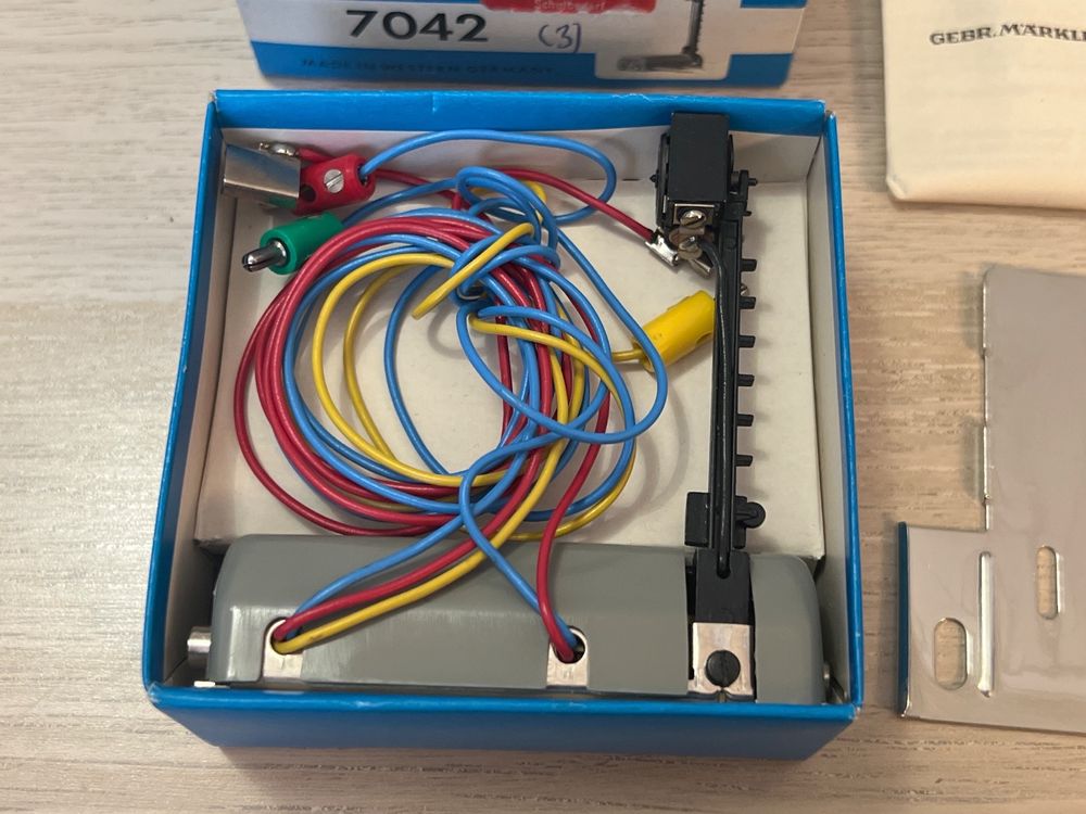 Märklin 7042 Gleissperrsignal H0 (3) (Gebraucht) in für CHF 17 – mit ...