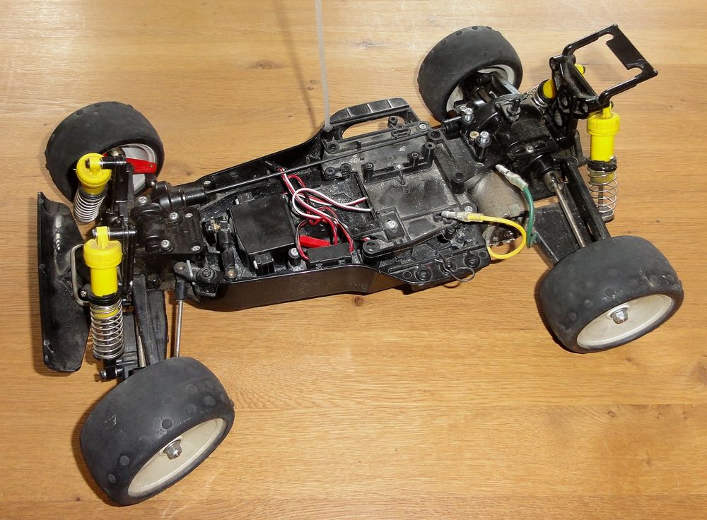 Tamiya TA01-B Buggy Chassis 1:10, 4WD mit Lenkservo & Motor (Gebraucht ...