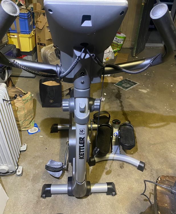 2 Sportgeräte; Kettler Golf und Mini Stepper (Art; 230) (Gebraucht) in ...