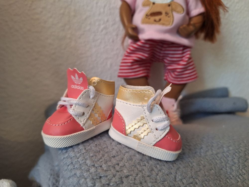 Sasha -coole Baby Turnschuhe lachs/gold (Neu und originalverpackt) in Basel für CHF 9 – mit ...