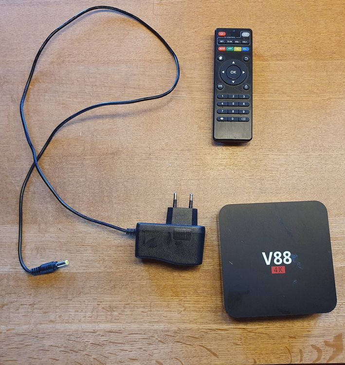 V88 4K - Android Box (Gebraucht) in Besenbüren für CHF 5 – mit ...