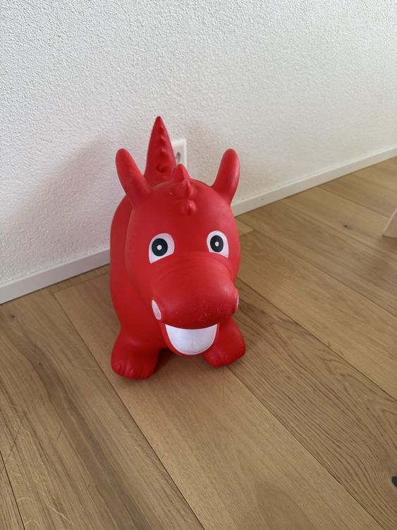 Red Dragon Hopper - Fun for Kids Indoors and Outdoors (Gebraucht) in Uitikon Waldegg für CHF 1 ...
