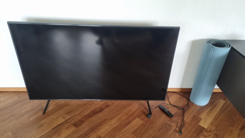 Samsung QE55Q60R (55", QLED, 4K, 2019) | Kaufen auf Ricardo