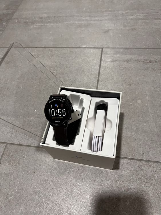 Fosil Smartwatch Gen. 5 (Neu und originalverpackt) in Hombrechtikon für CHF 49.9 – mit Lieferung ...