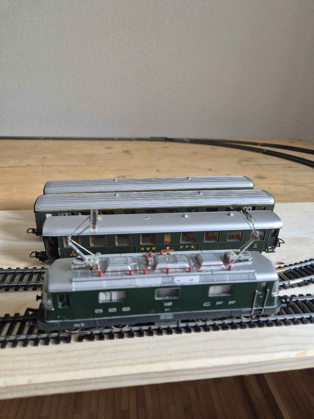 Train Lima électrique SBB CFF H0 - Set complet comme neuf! (D'occasion ...