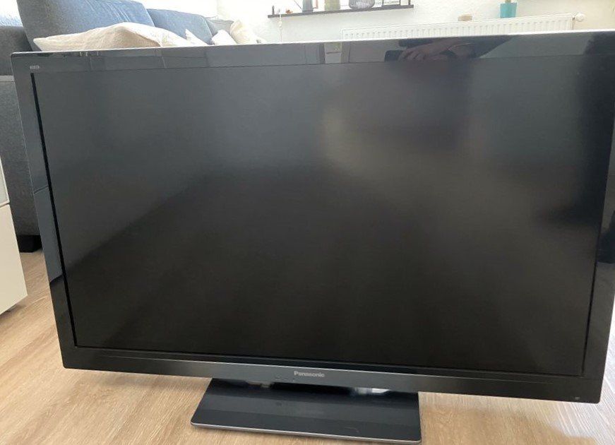 Panasonic TX-L42EW30 106 cm (42") LED-LCD-TV mit DVB-T/C/S, (Gebraucht ...