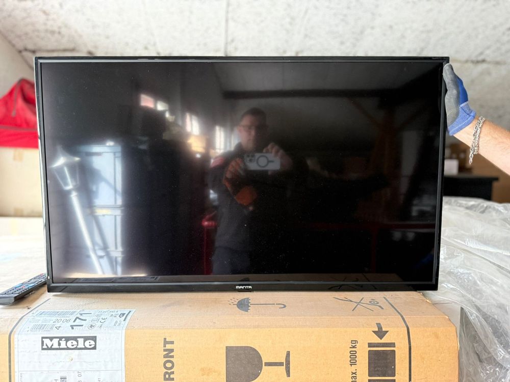 Manta LED-TV – ca. 40" (102 cm) – mit Fernbedienung (Gebraucht) in Biel ...