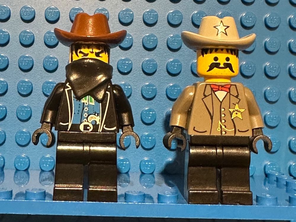 LEGO Original Western Cowboy Sheriff und Bösewicht (Gebraucht) in ...