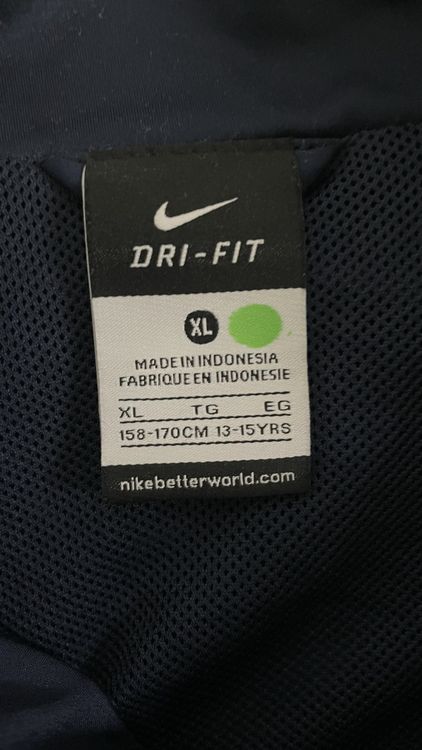 Trainings-Anzug, Nike FCZ Academy (Gebraucht) in Wetzikon ZH für CHF 20 ...