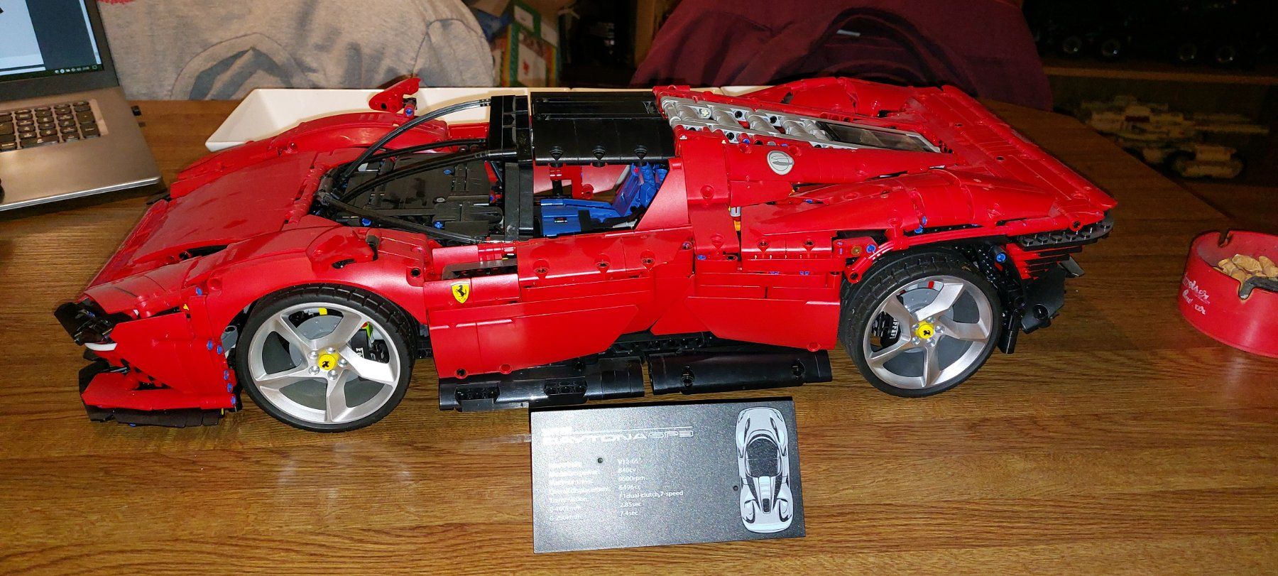 Ferrari Daytona SP3 aus Klemmbausteine (Gebraucht) in Wila für CHF 100 – mit Lieferung auf ...