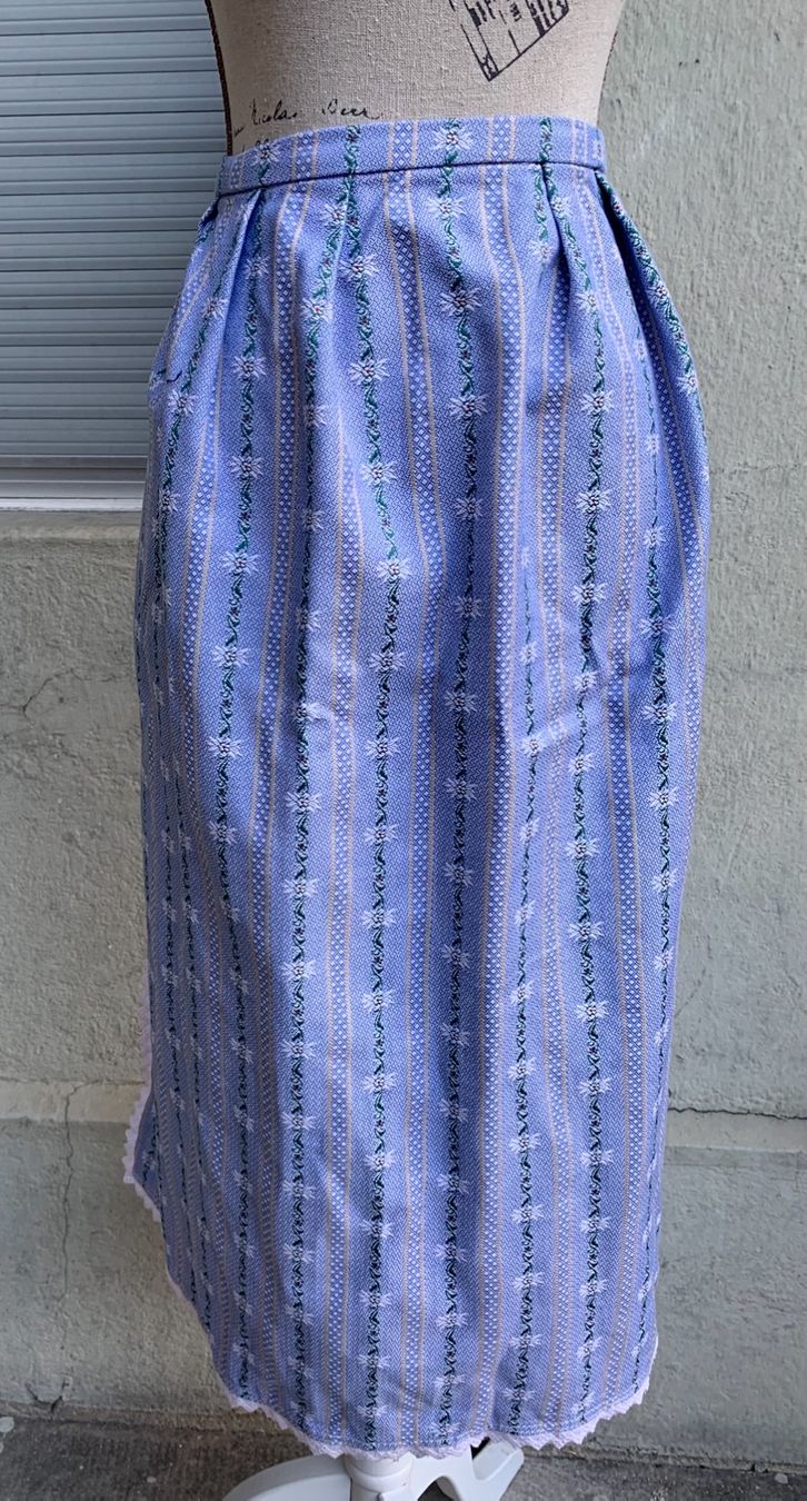 Superbe long tablier de folklore EDELWEISS dentelle coton (Neuf (Voir ...