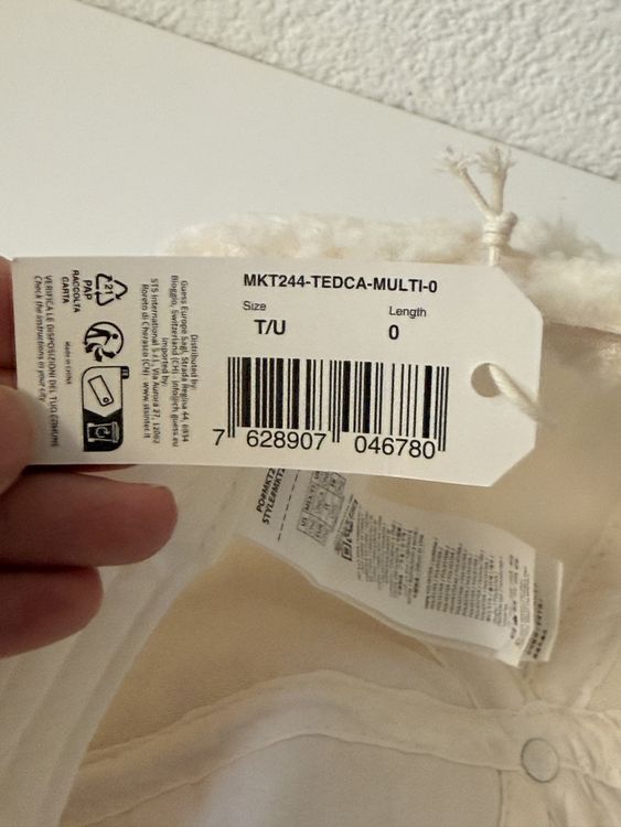 Guess Teddyfell Cap, NEU ,creme, Gr. T/U (Neu und originalverpackt) in ...