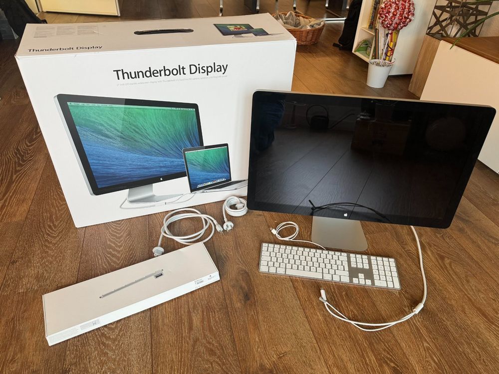 Apple Thunderbolt Display A1407 27" Originalverpackt | Kaufen auf Ricardo