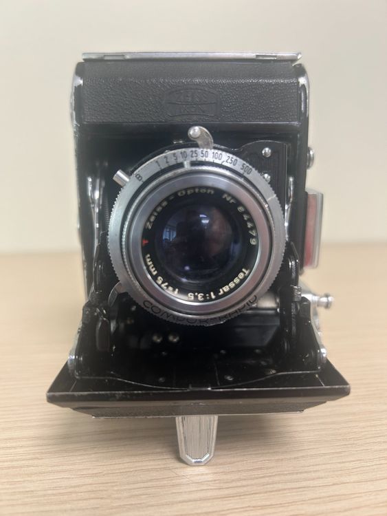Zeiss Ikon vintage con Tessar 75mm f/3.5 Compur-Rapid (Defekt) in ...