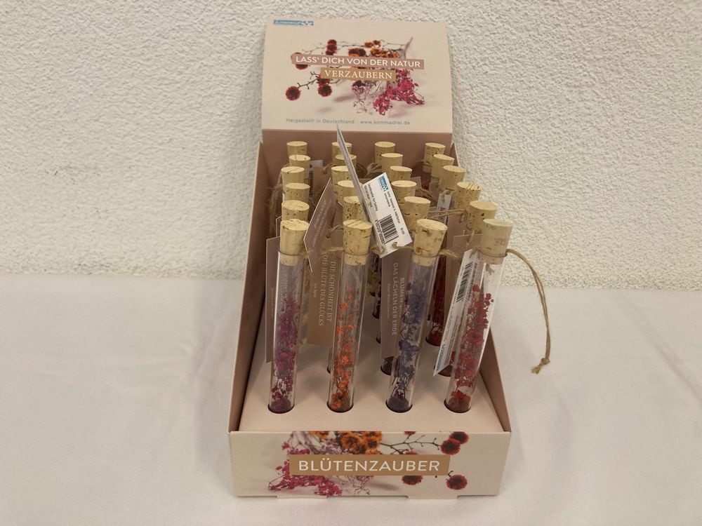 Blütenzauber Display mit 24 Stück Gläsli, 4 versch. a 6Stk. (Neu und originalverpackt) in ...