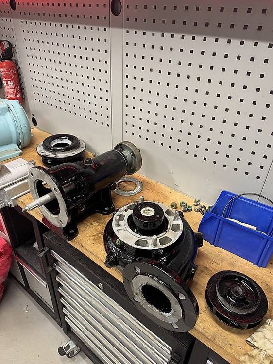 Pompa Sulzer con motore Brown Boveri (Gebraucht) in Biasca für CHF 1000 ...
