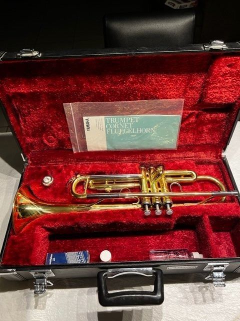B-Trompete Yamaha YTR 4320E (Schnäppchen) (Gebraucht) in Diessenhofen für CHF 293 – mit ...