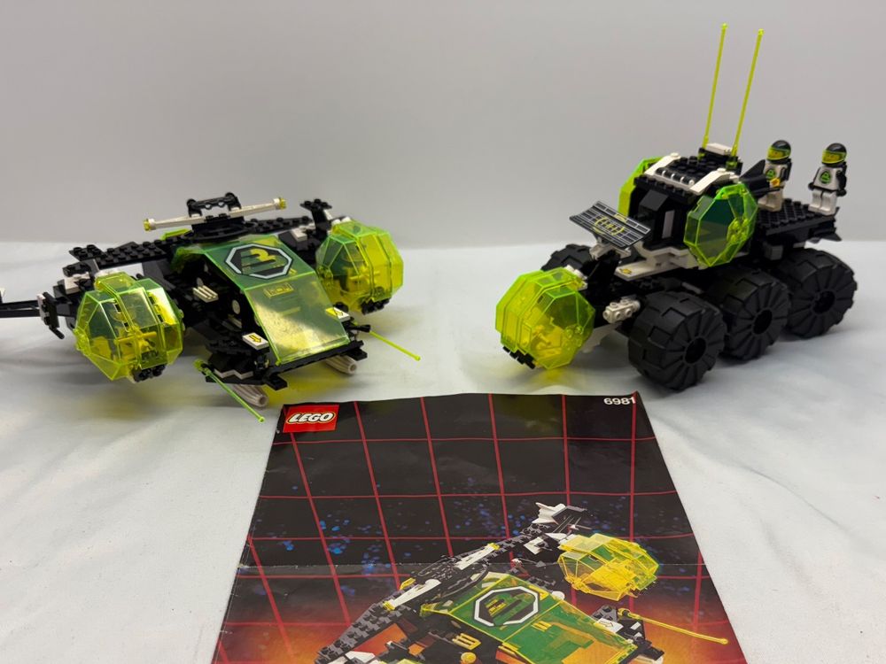 LEGO Space 6981 Aerial Intruder + 6933 Spectral Starguider (Gebraucht ...