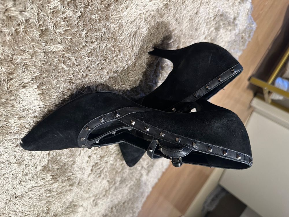 Bugati Pumps Grösse 42 (Gebraucht) in Schellenberg für CHF 16.5 – mit ...
